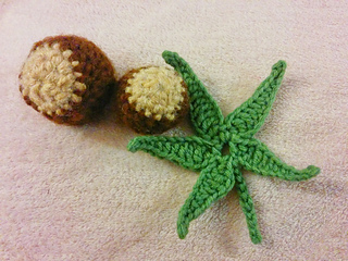Ravelry: Ohio Buckeye Nut and Leaf pattern by Kawawunga