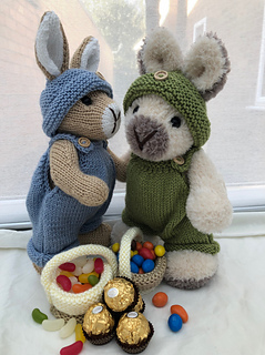 Ravelry: Elderberry Bunny pattern by Pat Alinejad