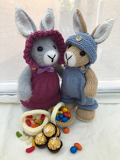 Ravelry: Elderberry Bunny pattern by Pat Alinejad