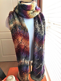 Ravelry: Winter Flame Scarf pattern by Benjamin Matthews