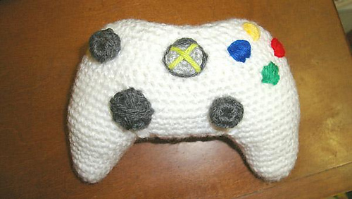 Ravelry: Xbox 360 Controller Amigurumi pattern by Zipstitch Crochet