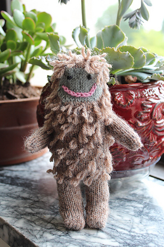 Sasquatch Friend: my first pattern!!! : r/knitting