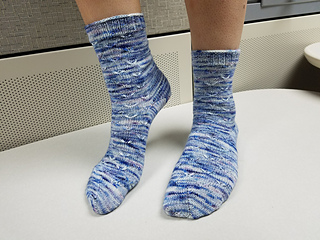 Ravelry: Simple Flock Socks pattern by Rachel Leggett