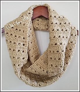 Ravelry: Toffee Twist Infinity Scarf pattern by Wish Upon a Hook