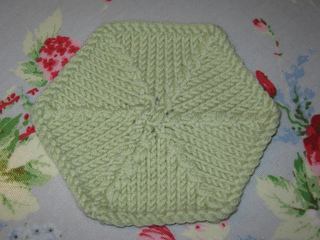 Ravelry: Knit Hexagon Pattern pattern by Knitty Rosy