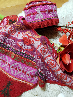 Ravelry: Muhu Shawl pattern by Wollmuschi design