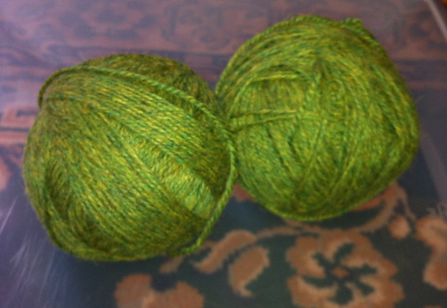 What to do with cursed yarn – All She Wants To Do Is Knit
