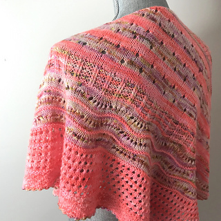 Ravelry: Local Yarn Shawl pattern by Casapinka