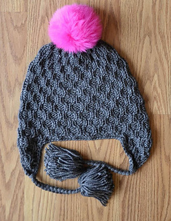 Ravelry: Honeycomb Ski Cap pattern by Universal Yarn