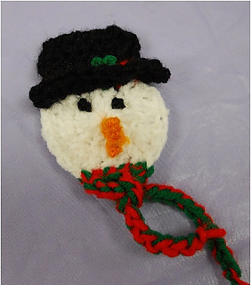 Ravelry: Snowman Pin pattern by Susan Heyn