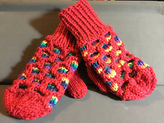 Ravelry: Kids Newfoundland Mittens pattern by Amanda Whiting