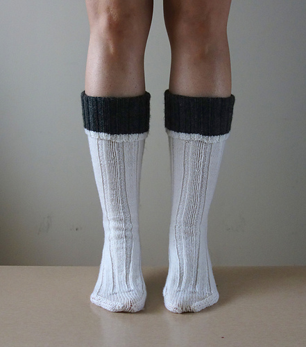 My first ever sock! Never thought being halfway done would feel so good ...