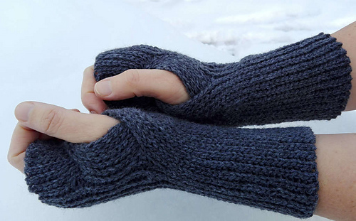 Ravelry: Elementary Mittens pattern by Tanja Osswald