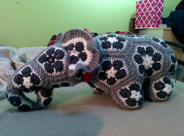 For anyone who enjoys the african flower stuffies, Heidibears has a new ...