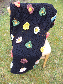 Ravelry: Primrose Granny Squares pattern by Arne & Carlos