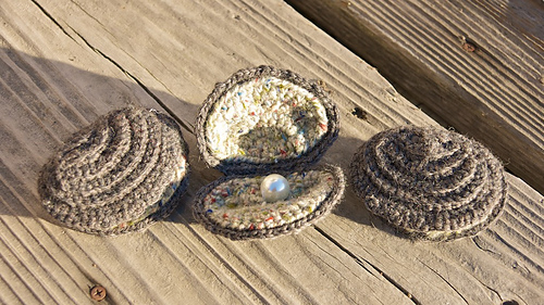 Ravelry: Nautilus, Oyster, and Scallop Shell pattern by Barbara Anderson